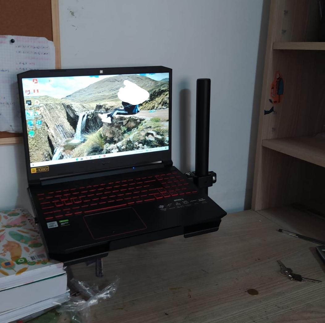 Rack para Laptop con Brazo Articulado en Escritorio o Mesa Krearack Negro